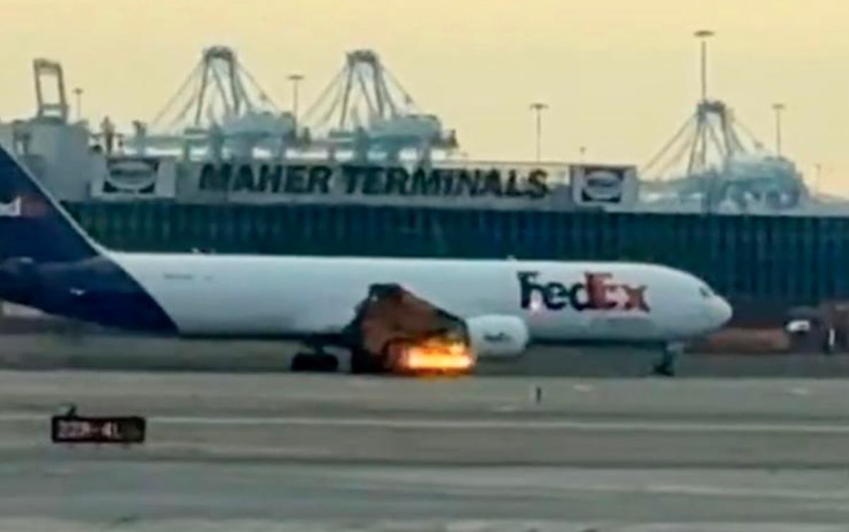 'Terrifying' Video Shows FedEx Plane Engine Exploding After Takeoff