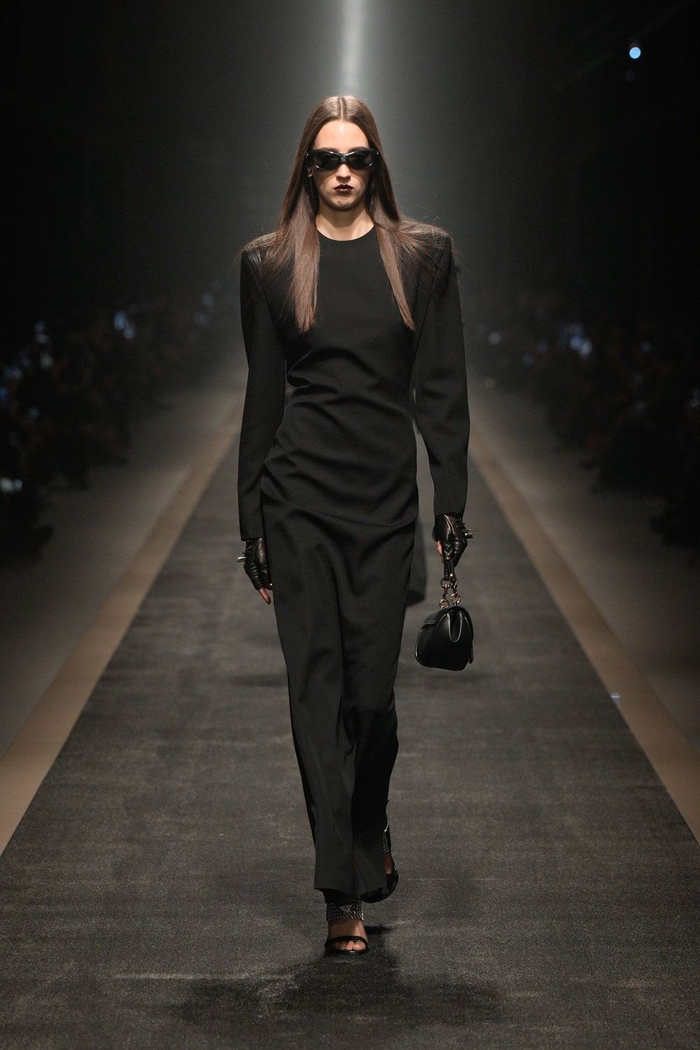 Ce qu'il faut retenir du défilé Versace automne-hiver 2025-2026