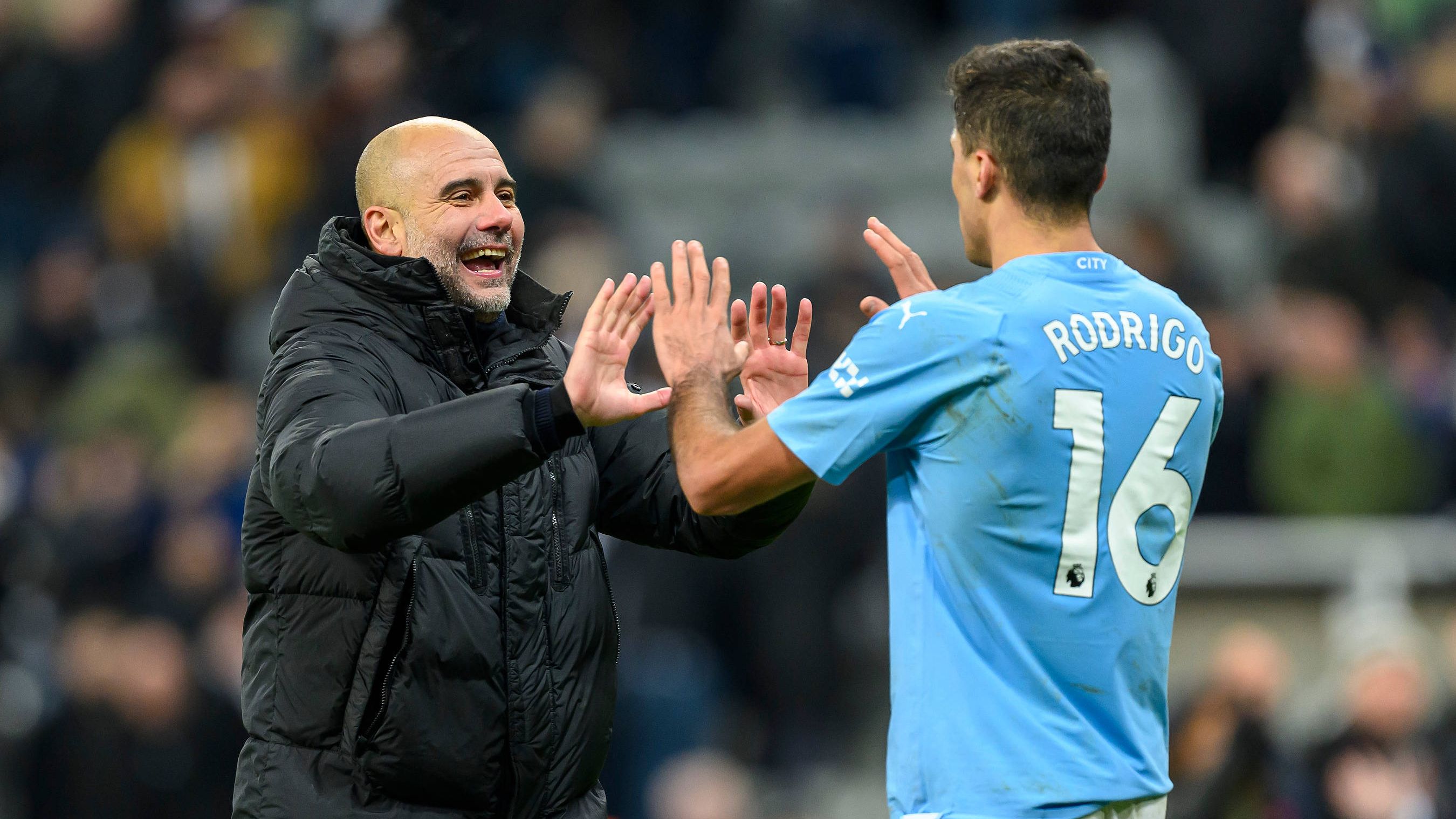 Pep Guardiola krijgt bij Manchester City fantastisch nieuws over ...