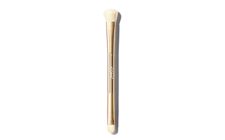 Best concealer brushes for flawless makeup application: Expert tips