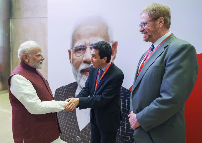 PM Modi meets noted figures from different fields