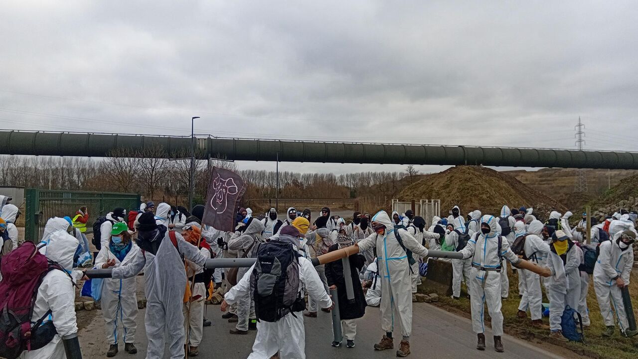 Code Rood blokkeert voedingsbedrijf Cargill in Gentse haven, ook Greta ...