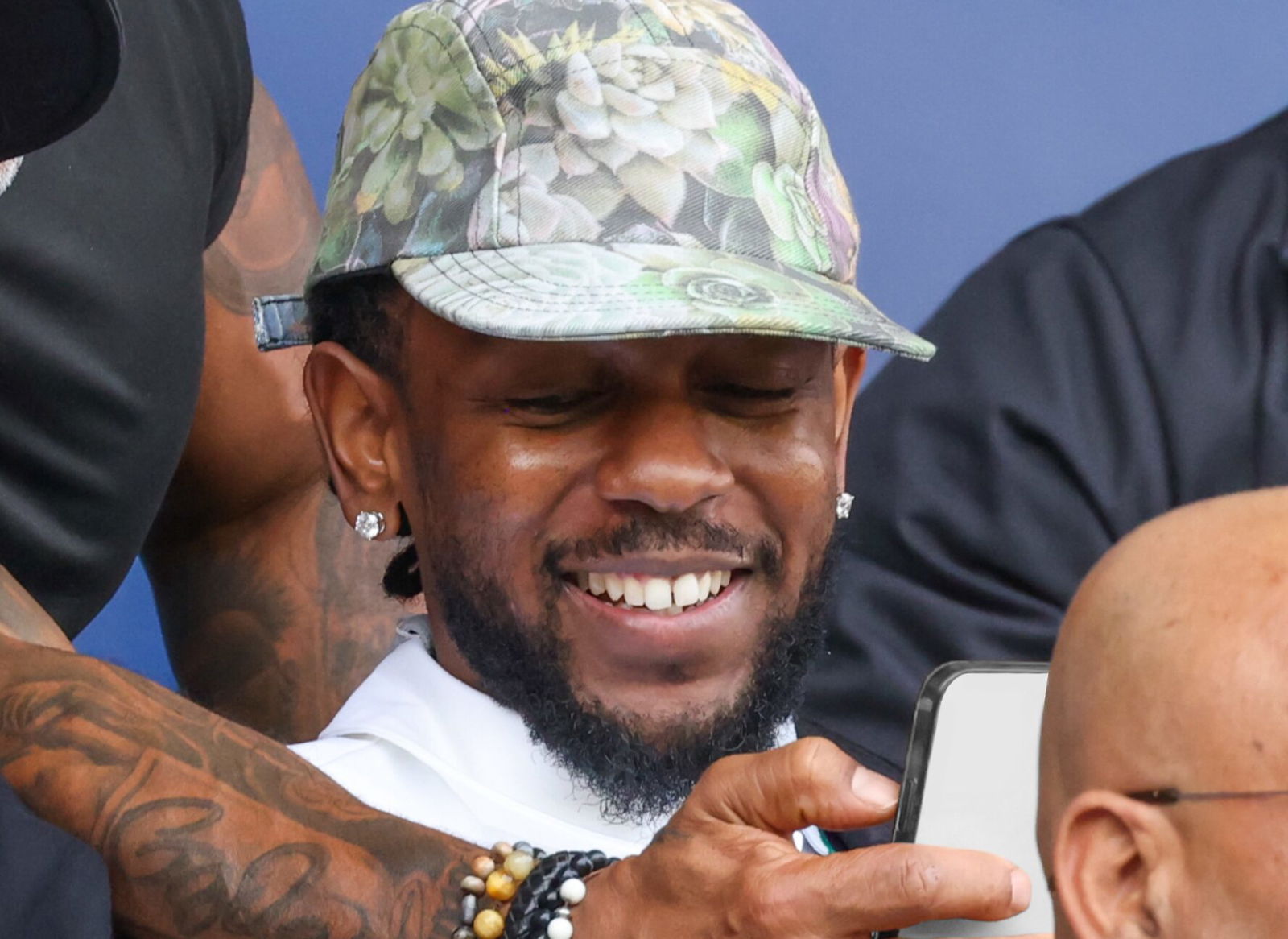 Kendrick Lamar's ‘GNX' First Hip-Hop Album To Sell 1 Million Units In 2025