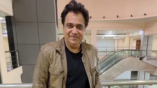 The Oye Lucky! Lucky Oye! dialogue writer, lyricist, actor Manu Rishi ...