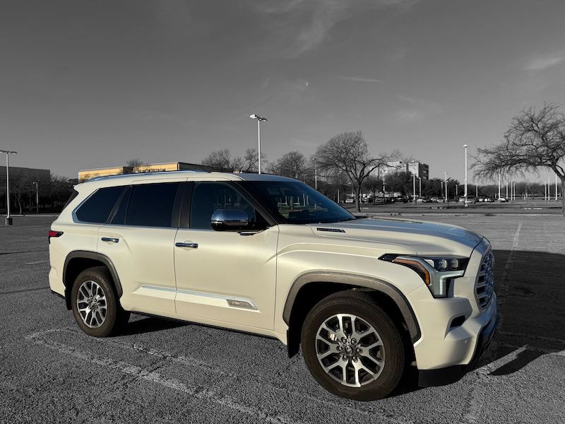 Reseña del Toyota Sequoia 1794 Hybrid 2025