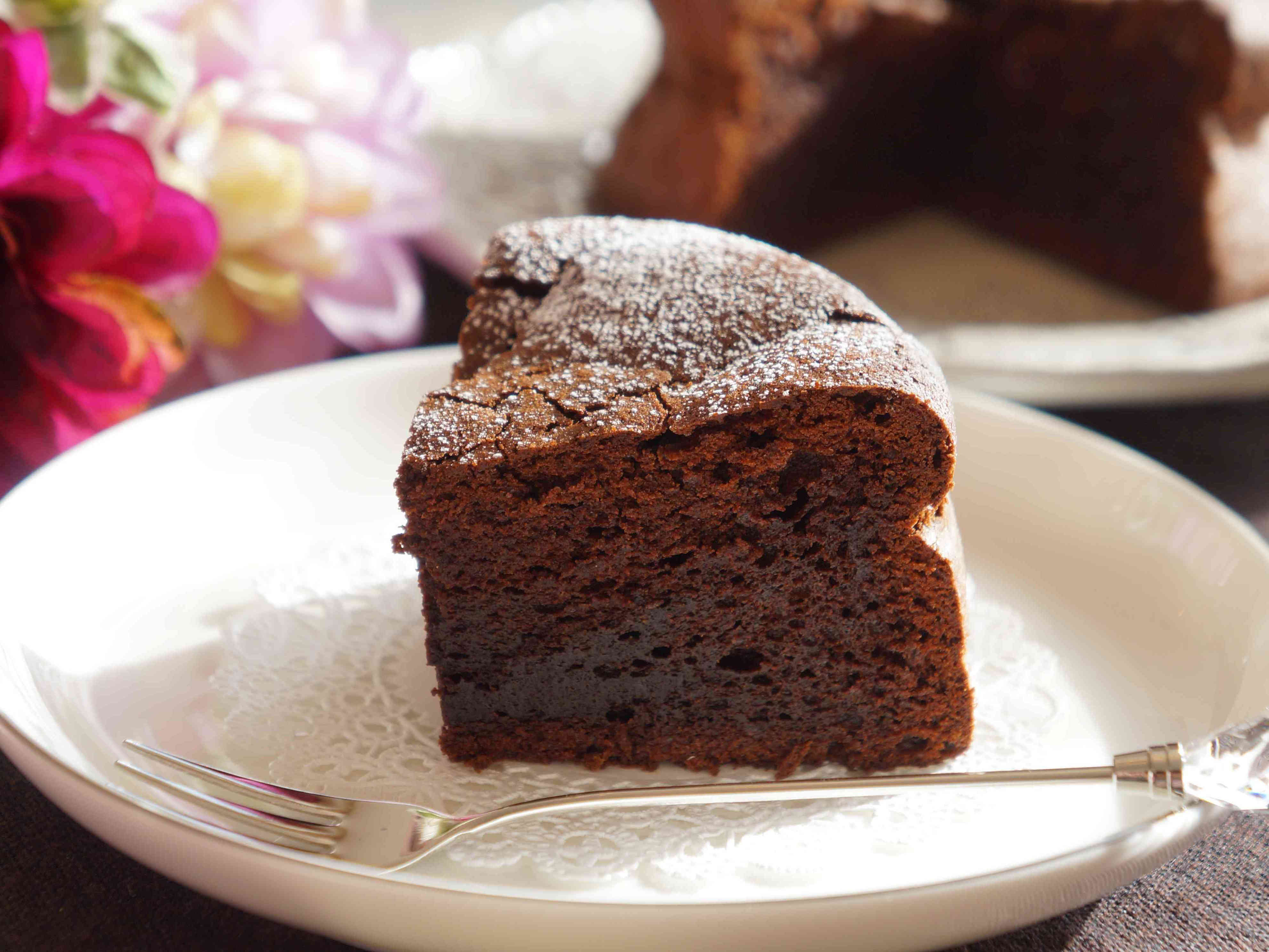 Wacky Cake Is the Beloved Depression-Era Recipe You Don't Need Eggs to Make