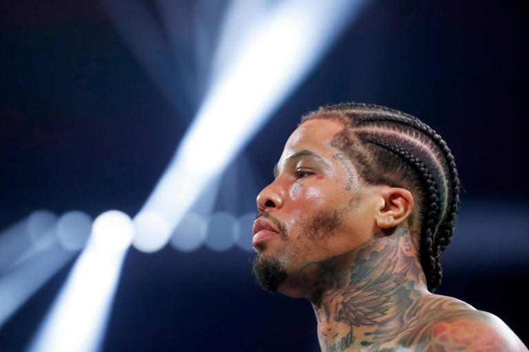 Davis vs. Roach controversy: Results, highlights, analysis of WBA ...