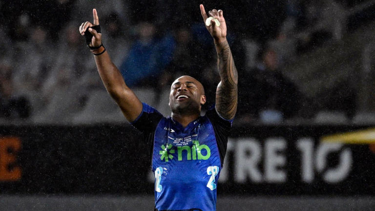 WATCH: All Blacks star Mark Telea’s ‘OUT OF THIS WORLD’ try to decide ...