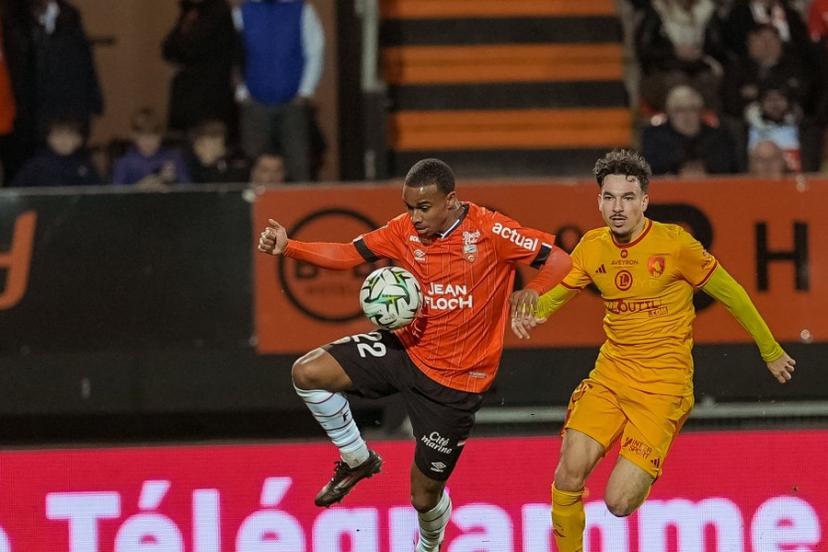 Lorient fait plier Rodez et reprend trois points d'avance en tête de la ...