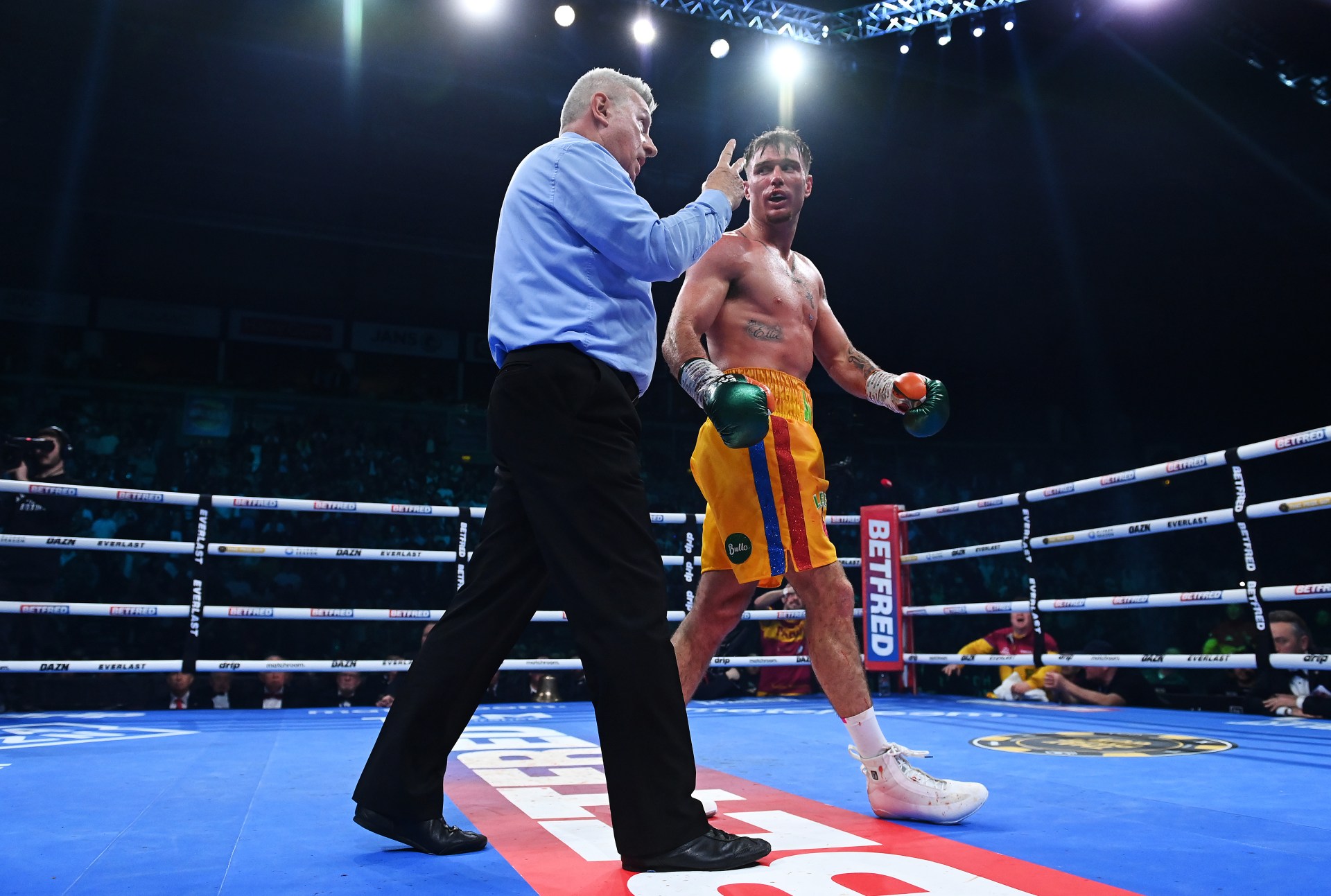 Boxer accuses referee of 'ruining his dreams' after dramatic ...