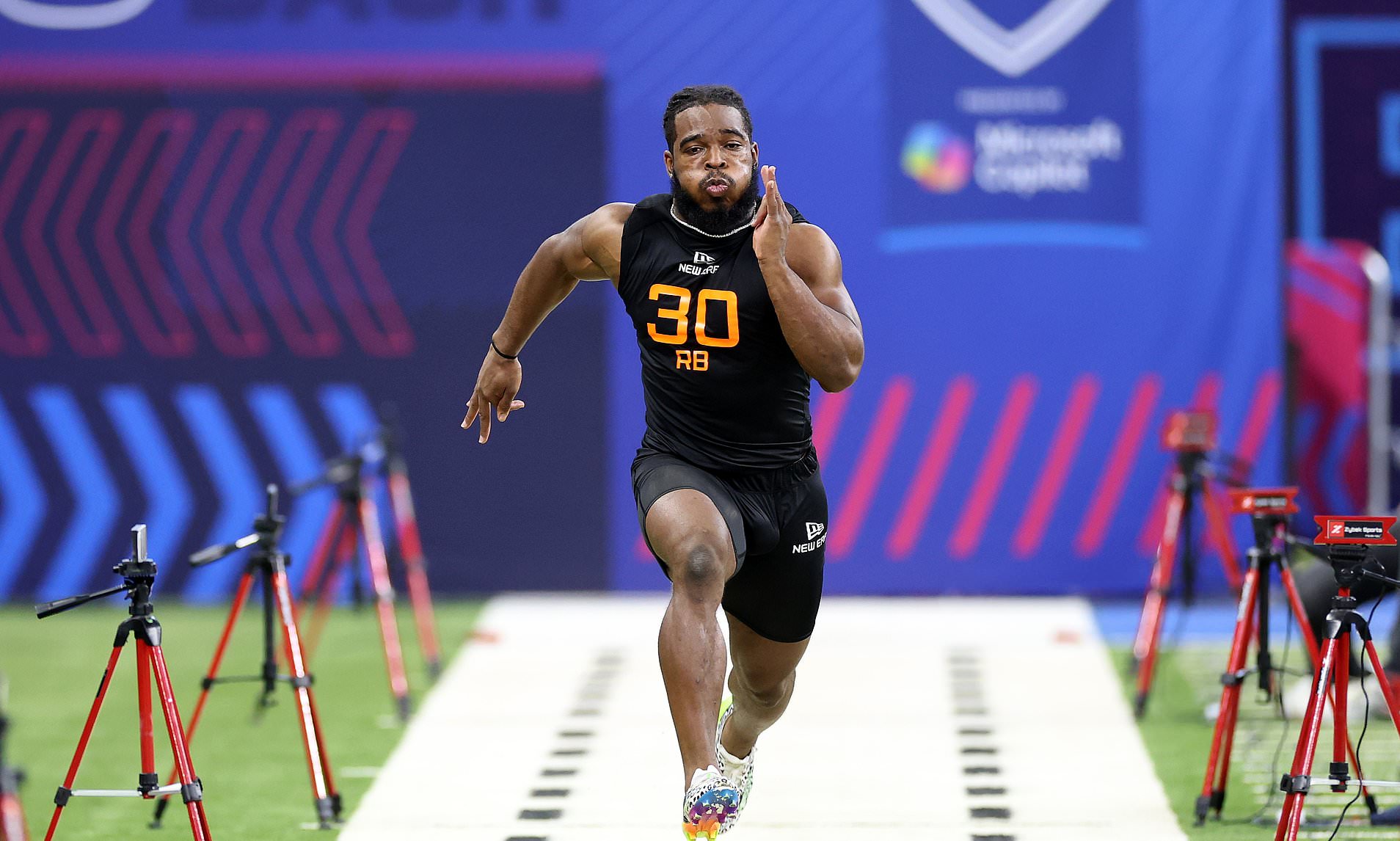 Top NFL Draft prospect goes viral after outrunning two of the league's ...