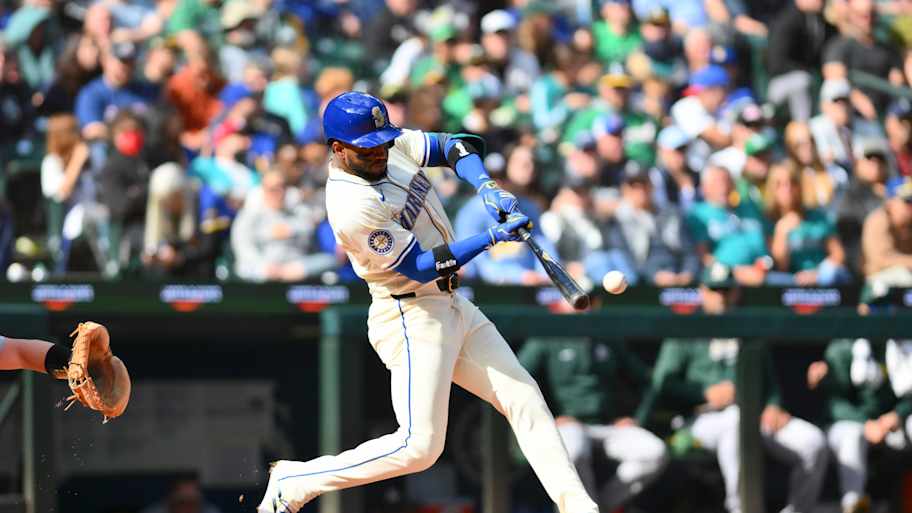 Seattle Mariners' Victor Robles Sets Some Personal History in Saturday ...