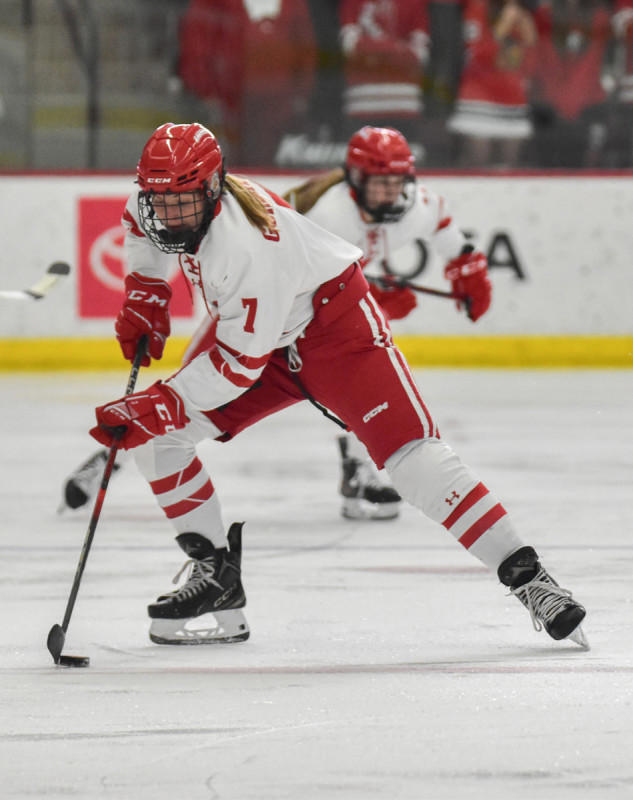 Wisconsin Women's Hockey Advances to Final Faceoff Championship