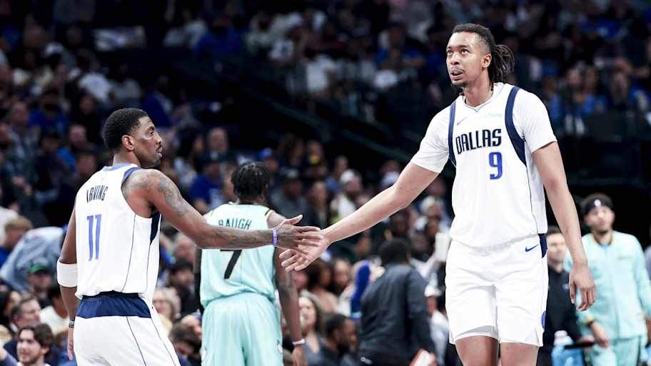 Knicks have interest in adding Mavericks center