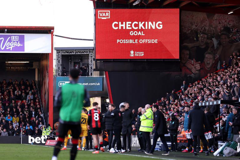 Bournemouth fans rage at 'farcical' eight minute VAR delay nightmare ...