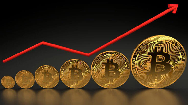 Crypto Analyst Predicts 195% Bitcoin Rally, Says Bull Market Not Over Yet