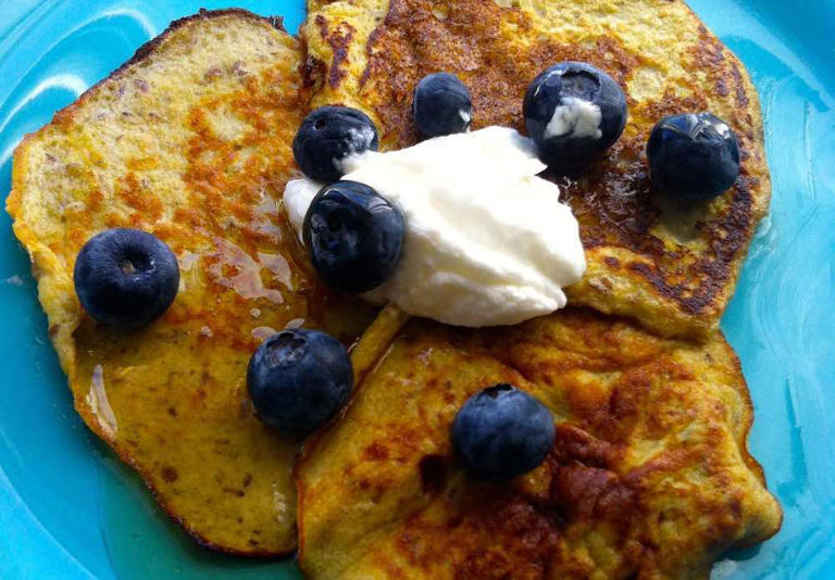 Two Ingredient Banana Pancakes Recipe