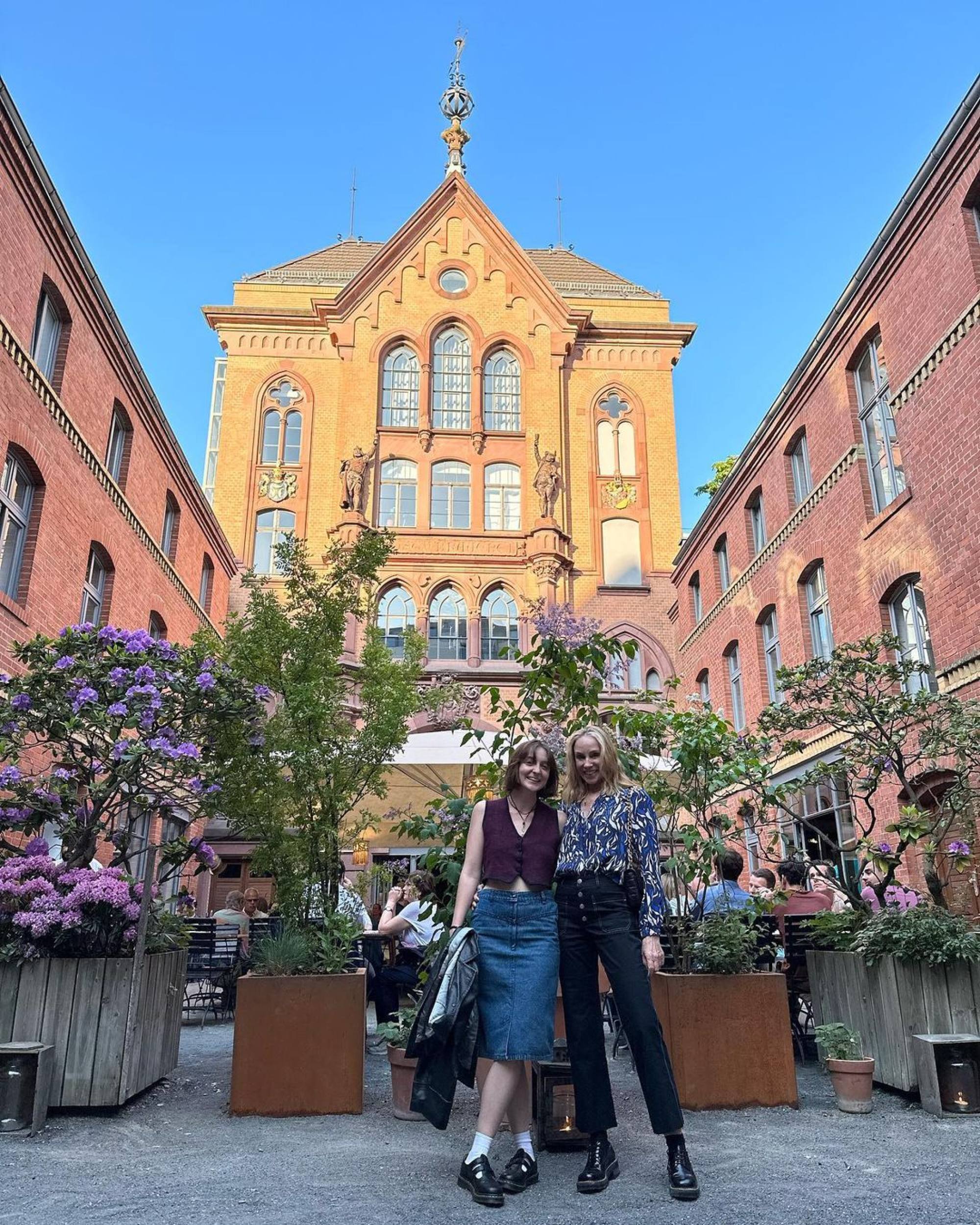 Who is Michael J. Fox’s youngest daughter Esmé Fox? The Duke University ...