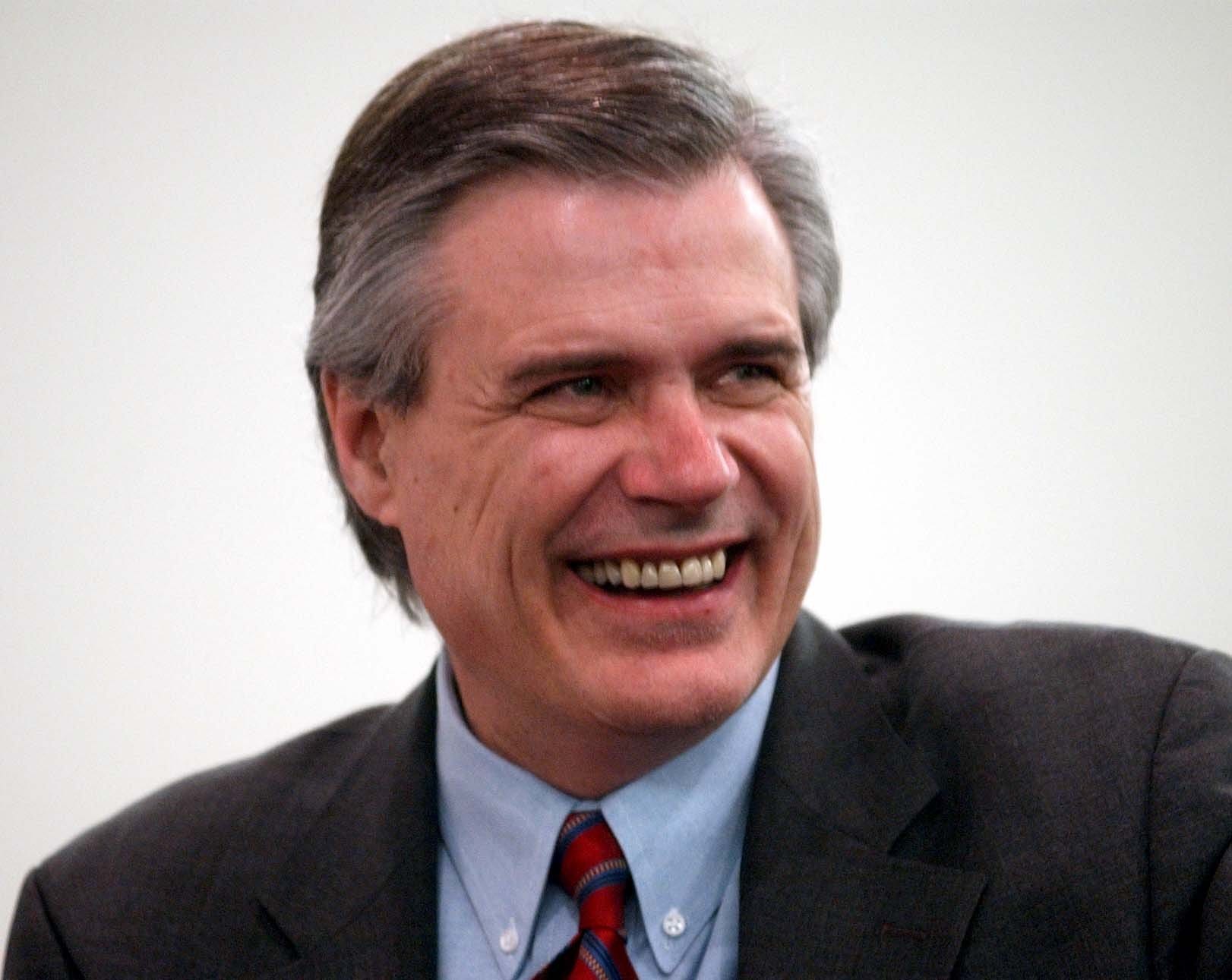 Longtime Akron politician Tom Sawyer dies after long illness