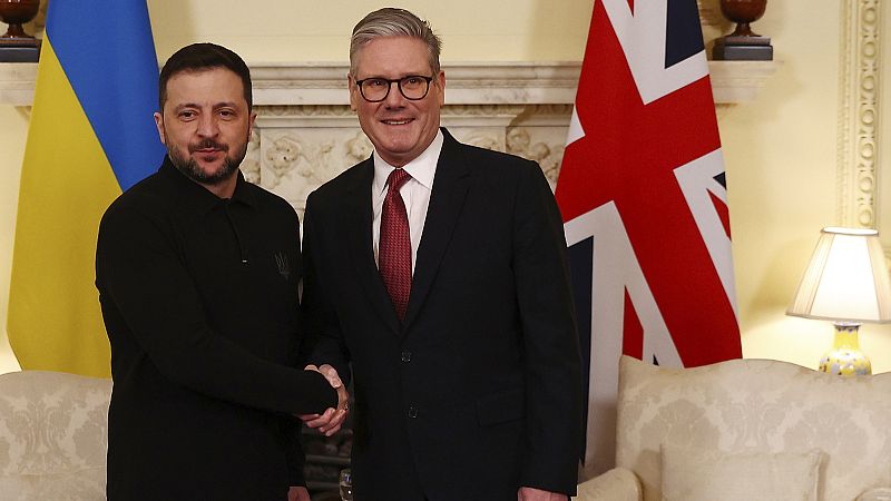 Menestrello di Pietro Acquafredda: Starmer e Macron hanno un piano per ...