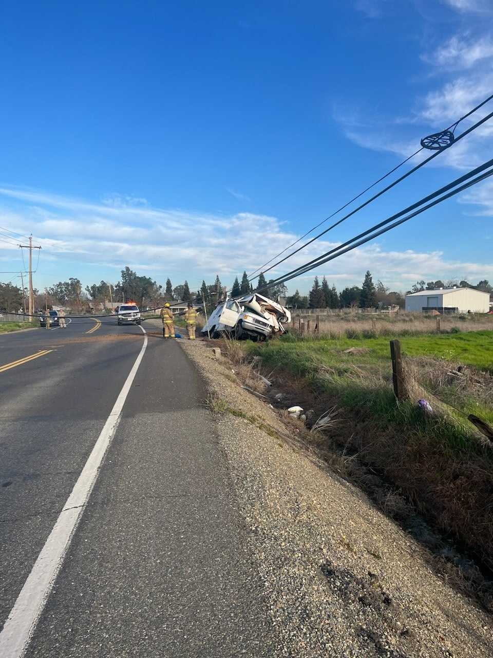 2 adults, 2 kids hurt in Yuba County RV crash, CHP says