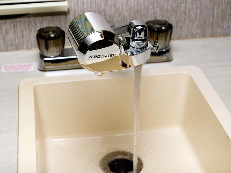 After Filtering 50+ Gallons, Our Tests Show Faucet Water Filters Don’t ...