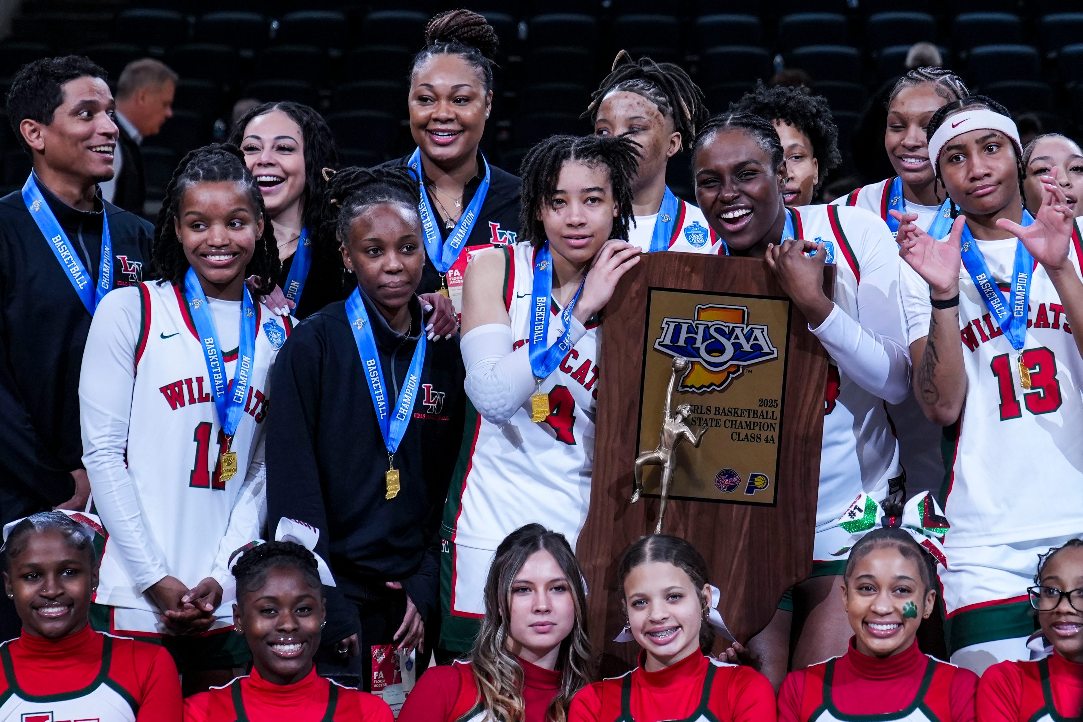 IHSAA girls basketball state finals: Scores, highlights, photos, stats from championship games