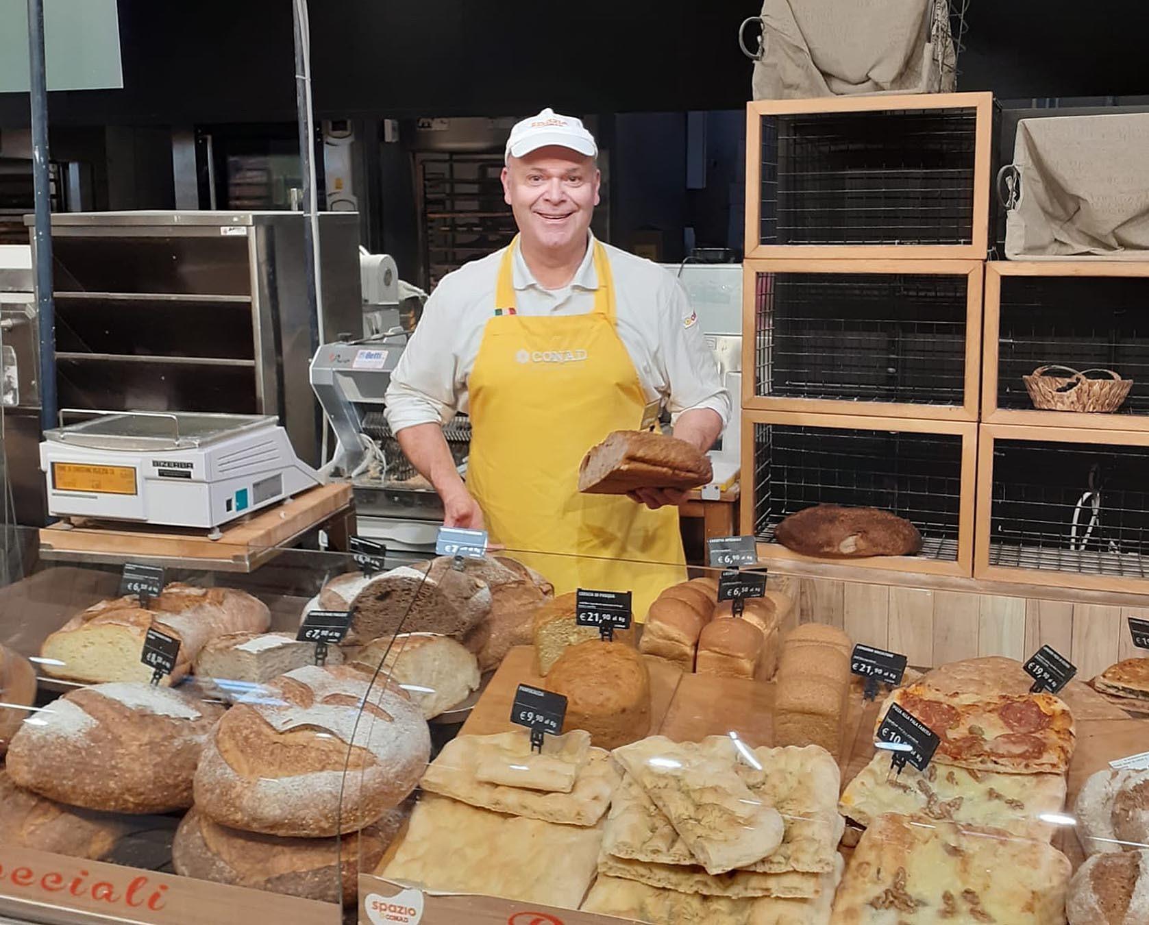 In pensione Bartolucci, storico panettiere del Conad al Rossini Center