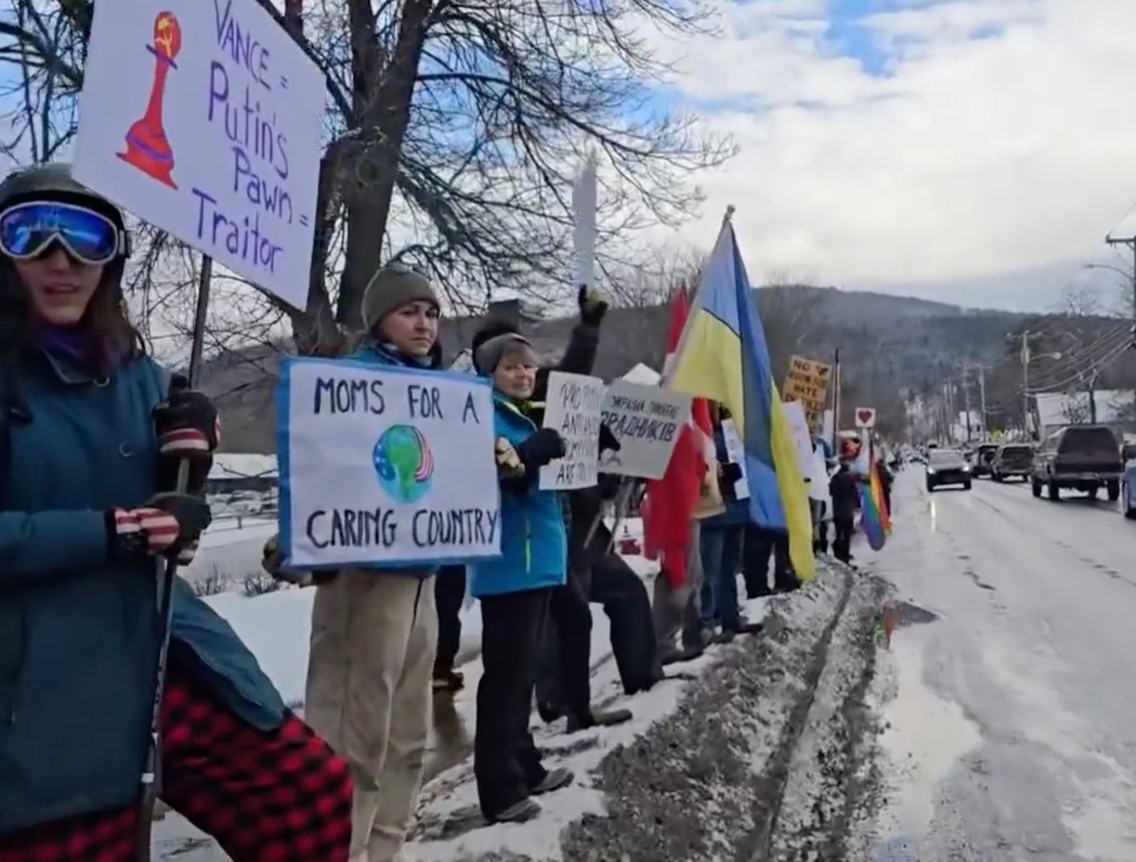 Vance’s family visit to Vermont ski resort interrupted by pro-Ukraine ...