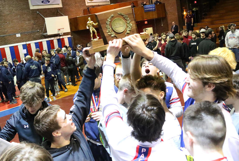 Mount Anthony wrestling holds off Middlebury charge for 36th ...