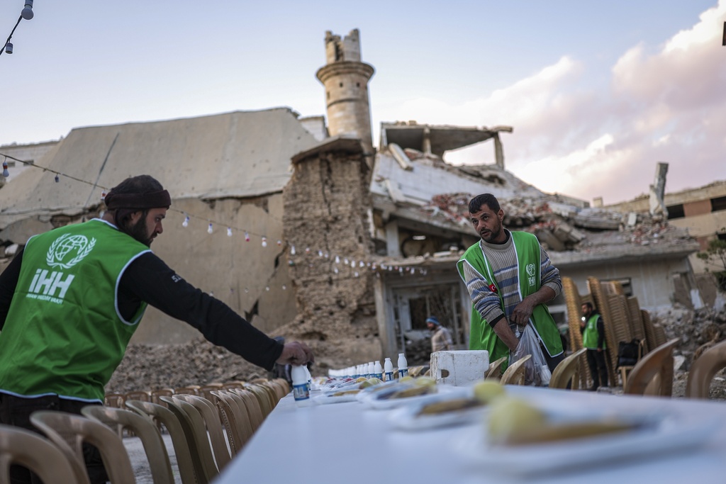 Syrians begin fasting during first Ramadan without Assad family rule in ...