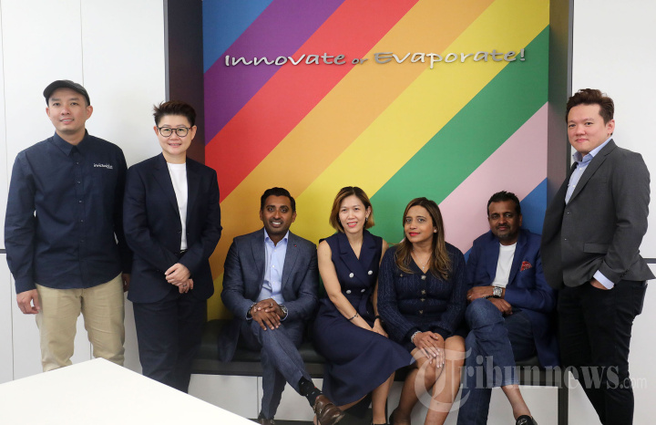 Invictus Blue Resmi Masuk Pasar Indonesia