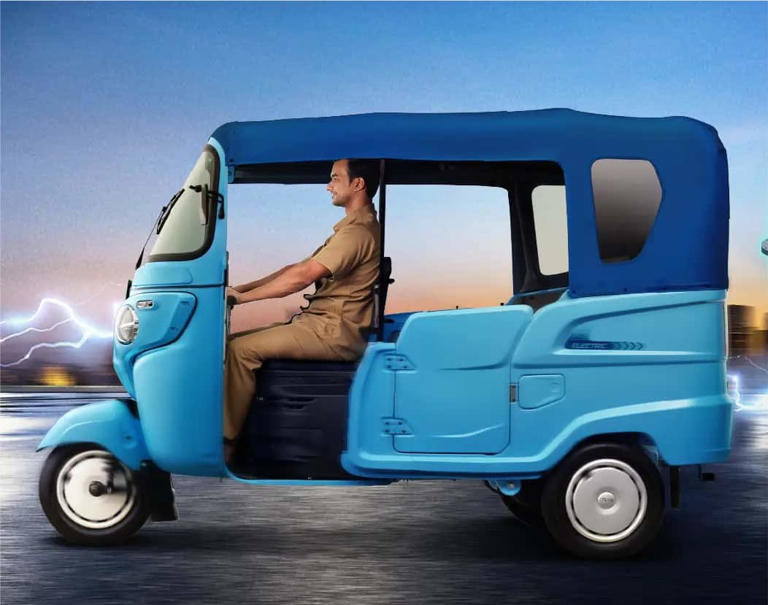 Bajaj GoGo electric auto unveiled: 251km range, innovative features and ...