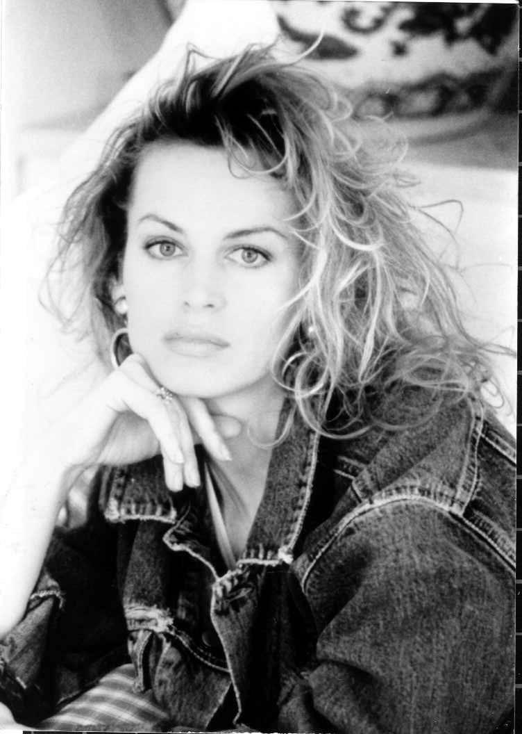 Dalila Di Lazzaro: età, dove vive, la morte del figlio, la malattia, la ...