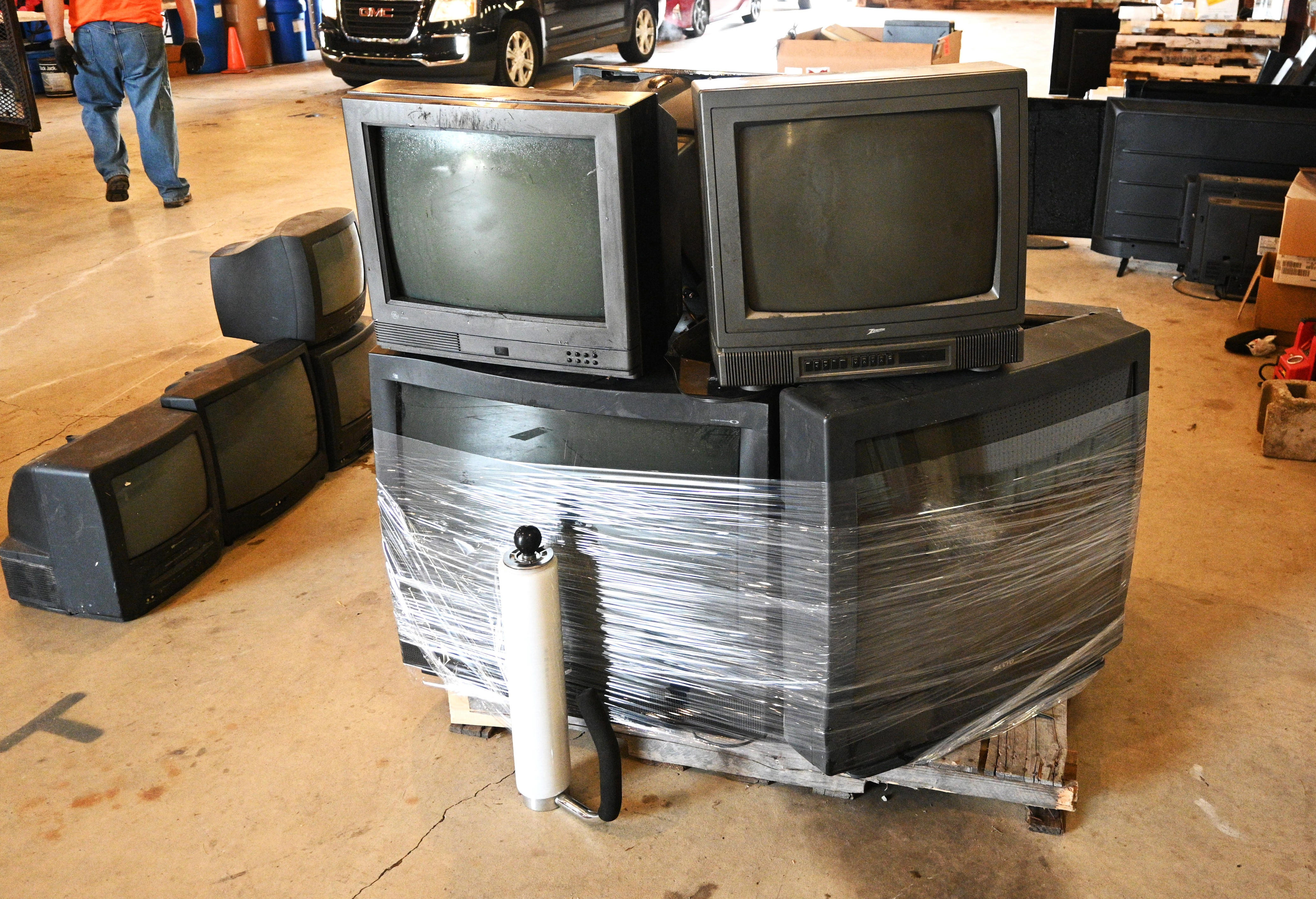 Have stuff you can't throw out? Drop them off at Erie County Recycling ...