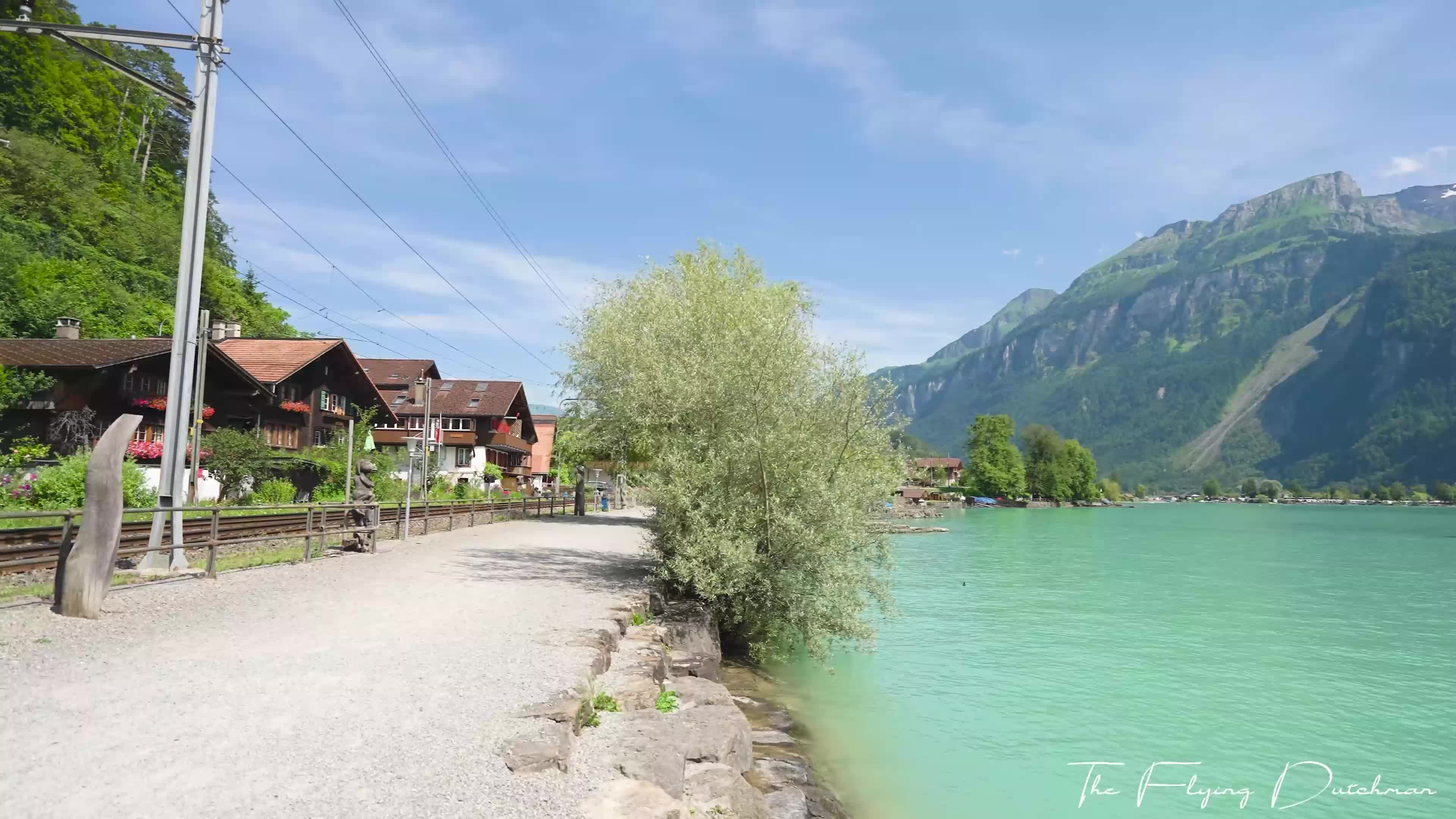 Brienz, Switzerland – Exploring the Stunning Beauty of Brienzersee (4K 60p)