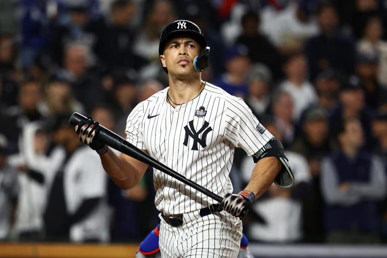 Yankees reportedly eyeing potential Giancarlo Stanton replacement Yankees reportedly eyeing potential Giancarlo Stanton replacement