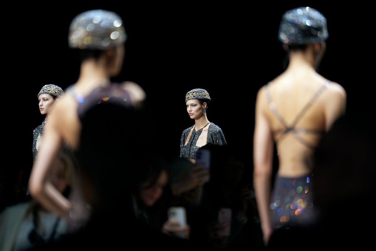 Giorgio Armani's latest collection plumbs roots of 50-year-old brand in ...