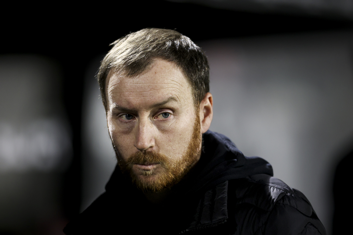 Cathro critica relvado do estádio do Tondela: «Se fosse contra FC Porto ...