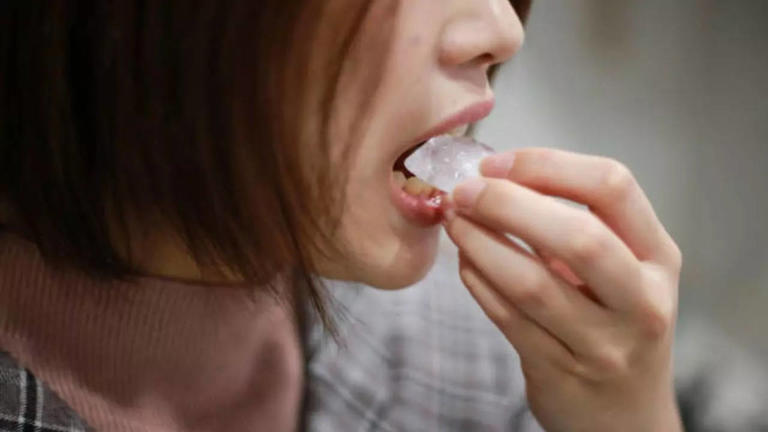 Are You Addicted To Chewing Ice? It Could Be A Warning Sign Of Iron ...