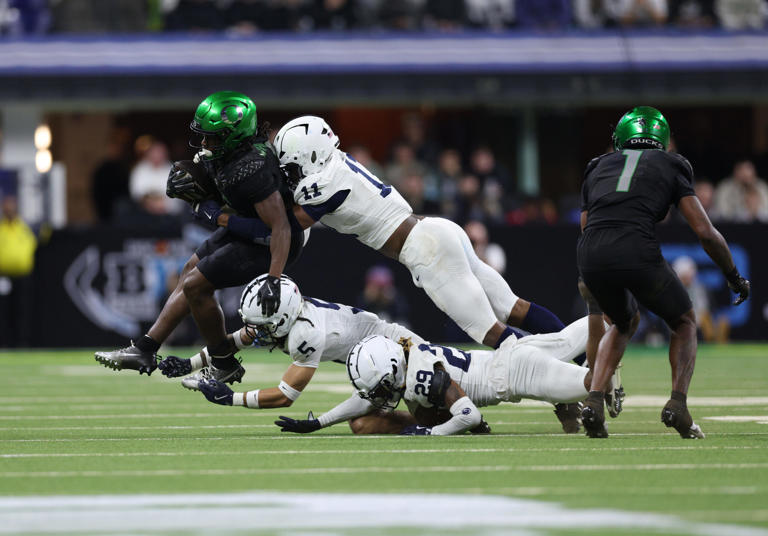 What's new with the Oregon Ducks' running back room ahead of 2025 ...