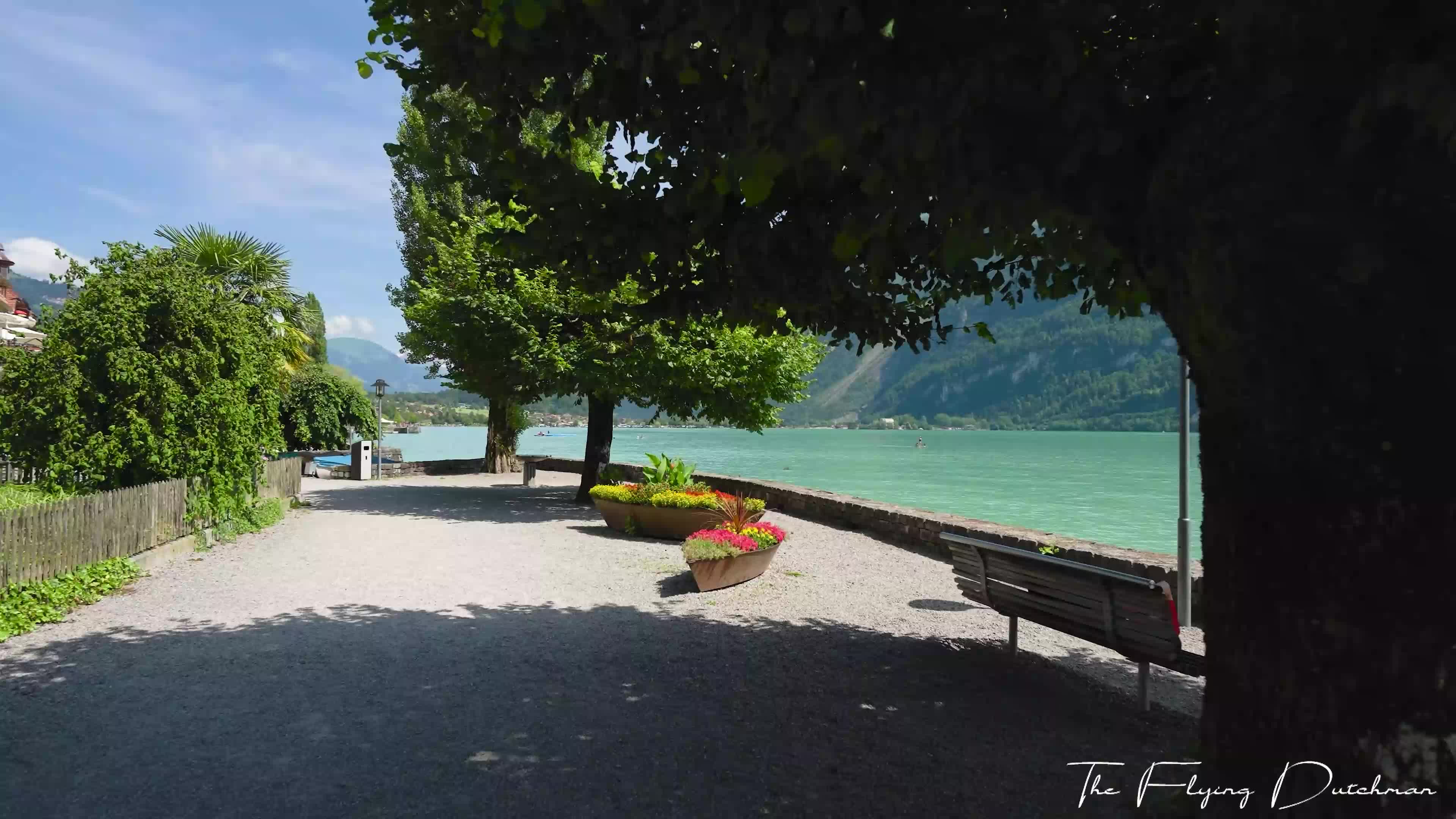 Brienz, Suíça – Caminhada relaxante às margens do Lago Brienzersee (4K 60p)