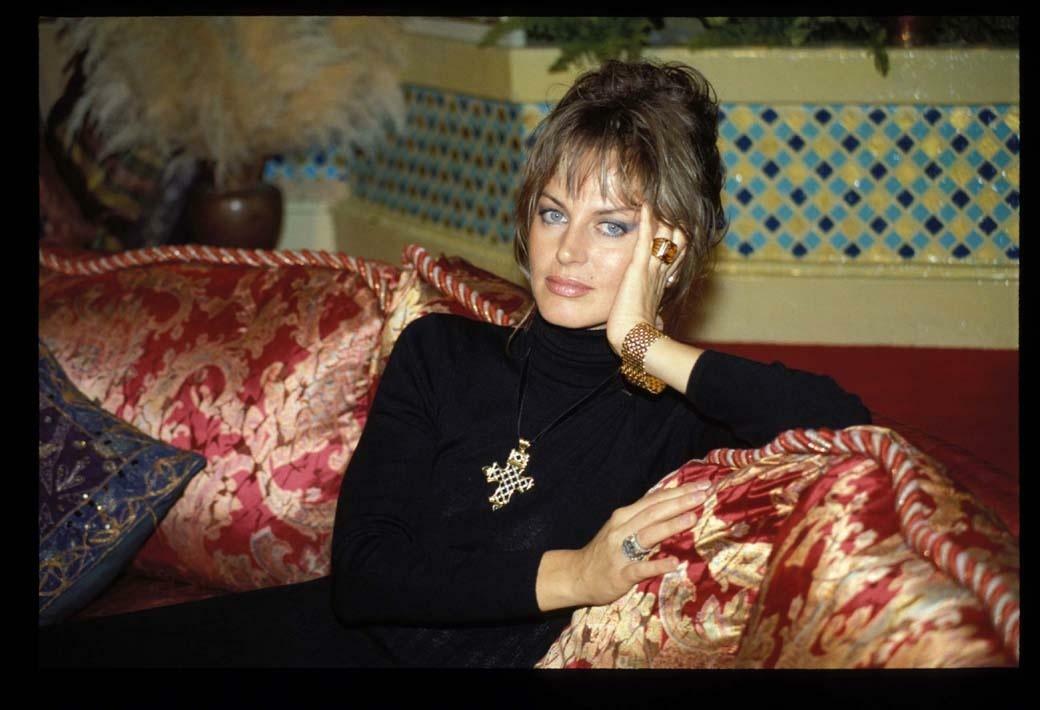 Dalila Di Lazzaro: età, dove vive, la morte del figlio, la malattia, la ...