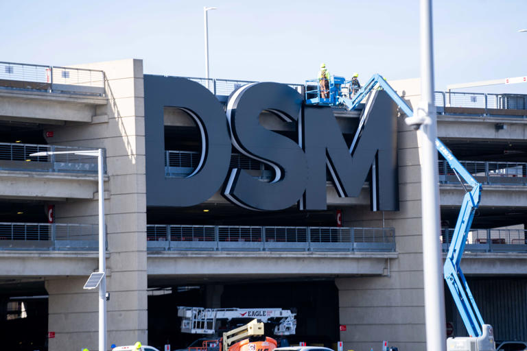 Flying from the Des Moines Airport in March? Here are the cheapest flights.