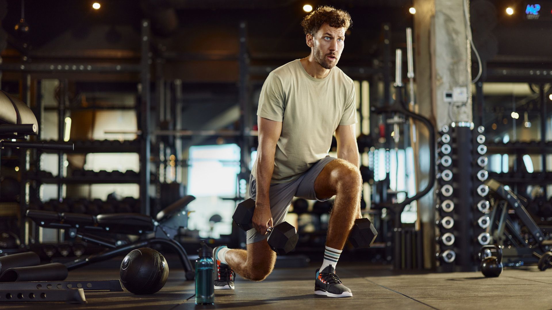 You don’t need to run—this full-body dumbbell workout burns fat, builds ...
