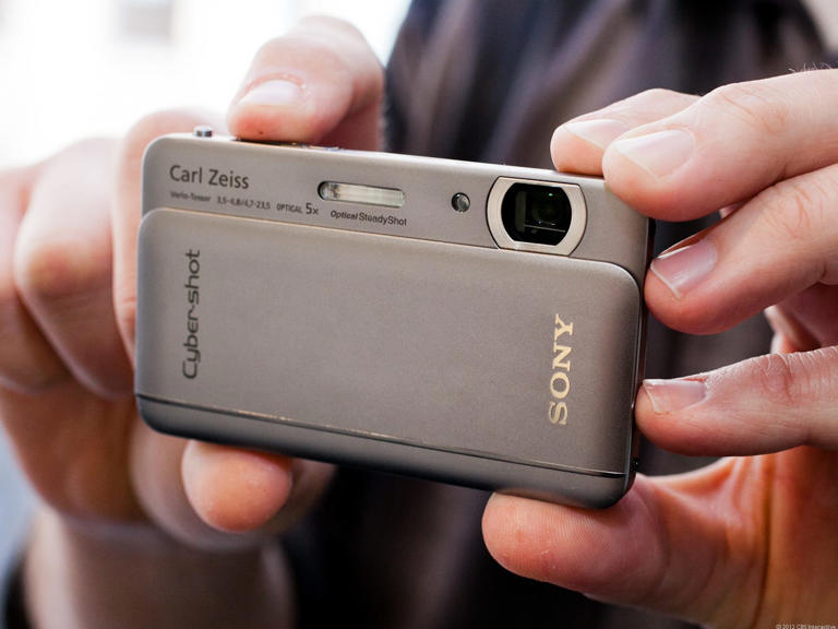 5 Reasons Why the Digital Camera Is Making a Comeback