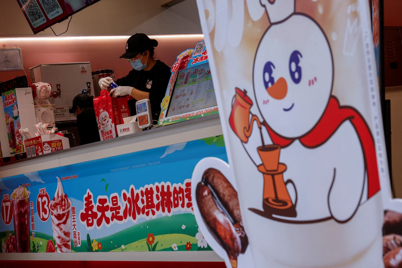 Forget McDonald’s. This Chinese Fast-Food Chain Is Now the World’s Biggest.