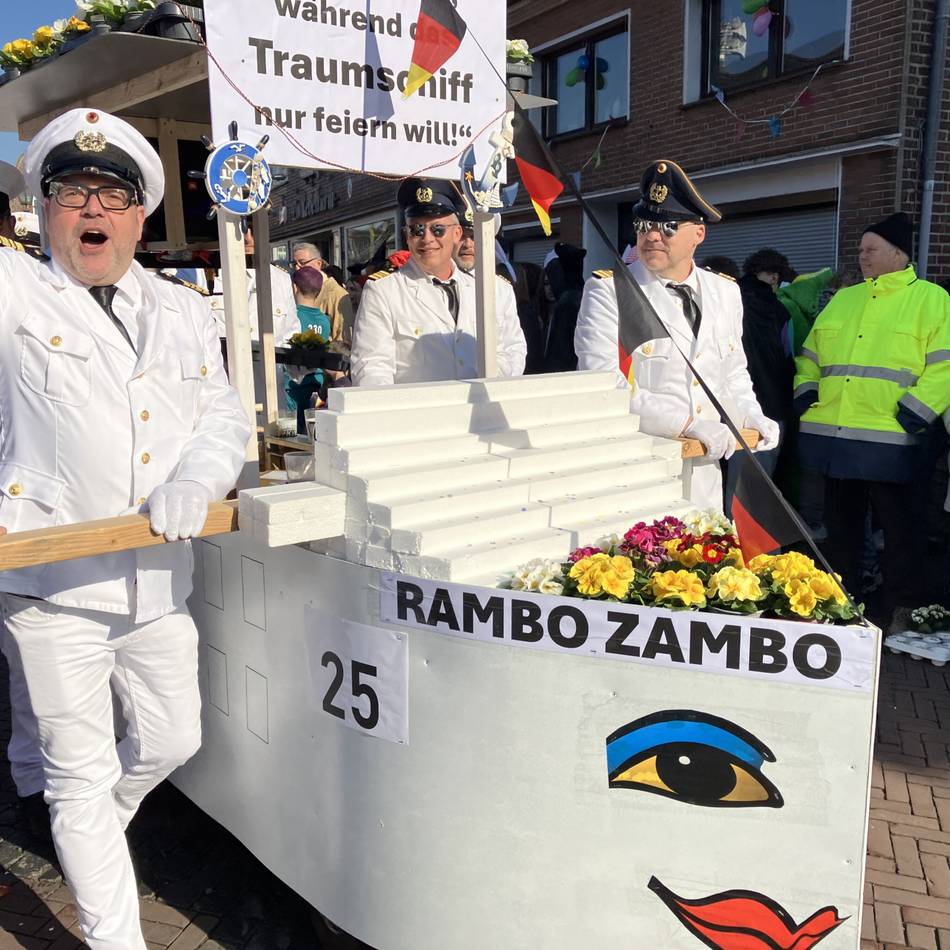 Tausende Narren feiern „Rambo Zambo“ in Nieukerk