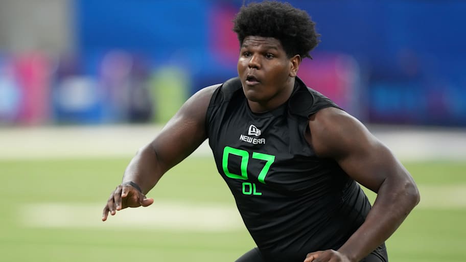 Oregon Ducks' Josh Conerly Jr. Impresses At NFL Combine, Boosts Draft Stock