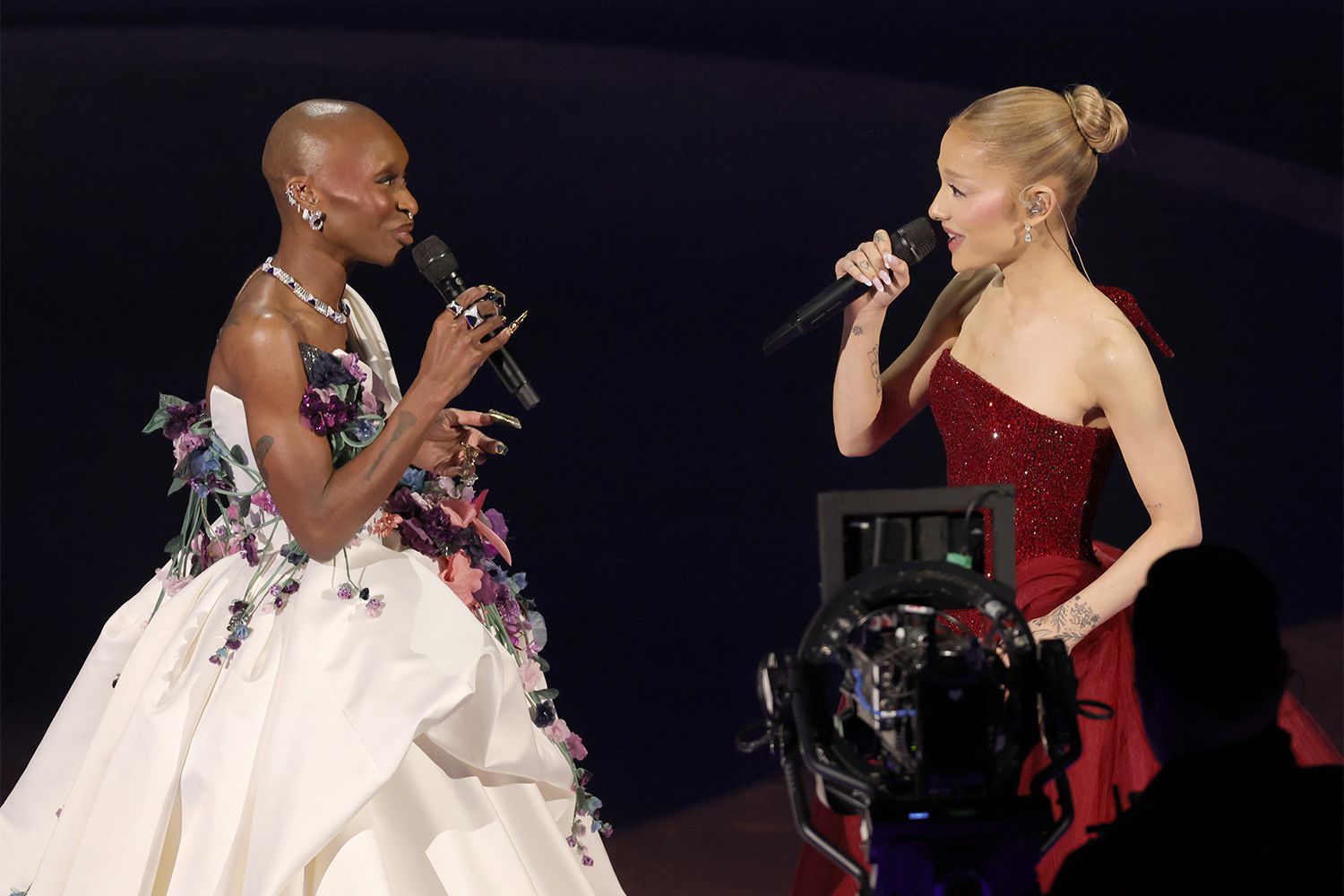 “Wicked” stars Ariana Grande and Cynthia Erivo open 2025 Oscars with ...